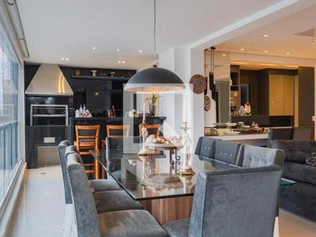 Apartamento à Venda Chácara Inglesa, 3 Quartos, 136 m2