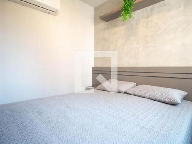 Apartamento à Venda Chácara Santo Antonio, 1 Quarto, 33 m2