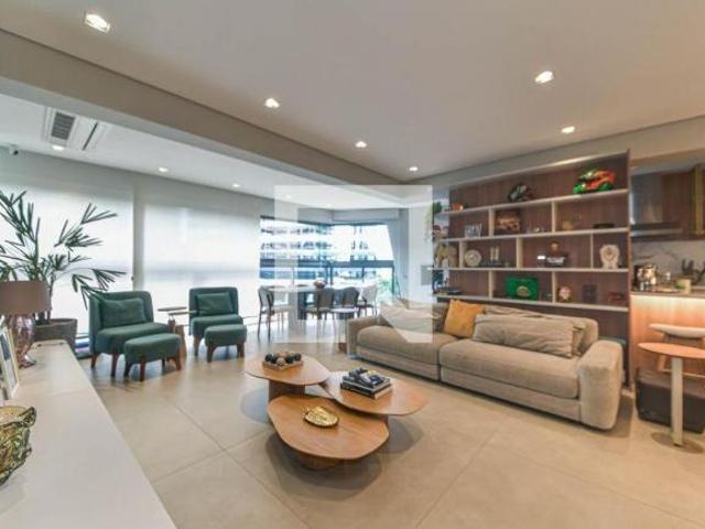 Apartamento à Venda Chácara Santo Antonio, 2 Quartos, 134 m2