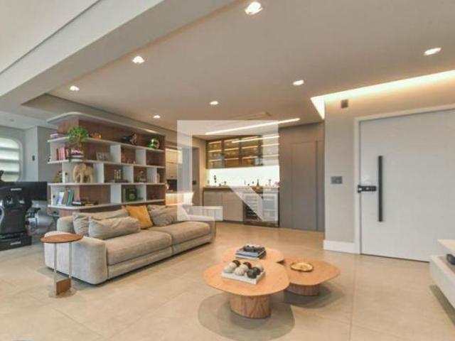 Apartamento à Venda Chácara Santo Antonio, 2 Quartos, 134 m2