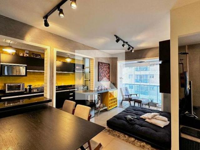 Apartamento à Venda Chácara Santo Antonio, 2 Quartos, 65 m2