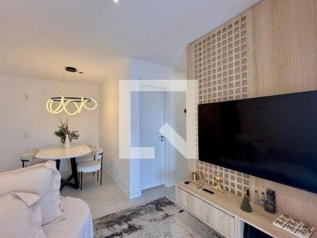 Apartamento à Venda Chácara Santo Antonio, 2 Quartos, 68 m2