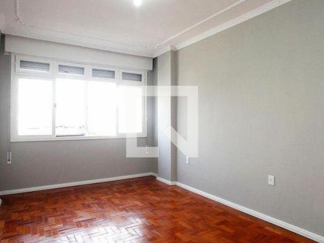 Apartamento à Venda Cidade Baixa, 2 Quartos, 82 m² Porto Alegre