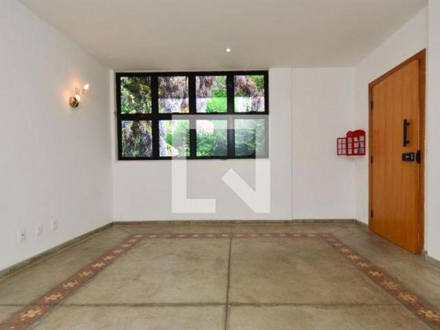 Apartamento à Venda Colégio Batista, 2 Quartos, 170 m2