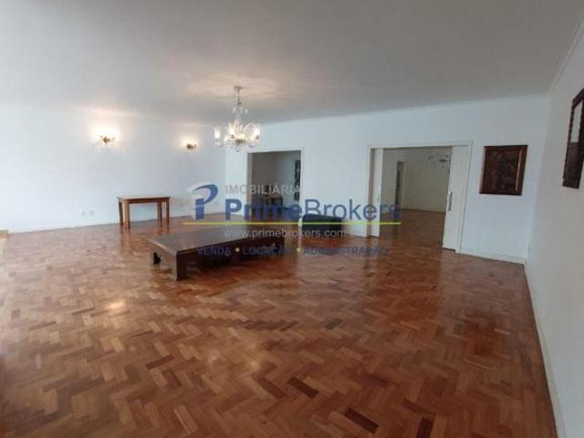 Apartamento à venda com 404a.u Varanda 3 vagas Higienópolis SP