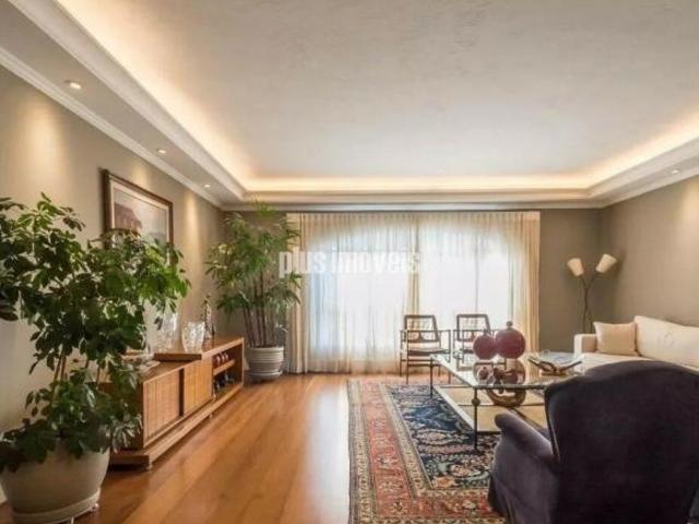 Apartamento à venda com 405m², 3 quartos e 4 vagas