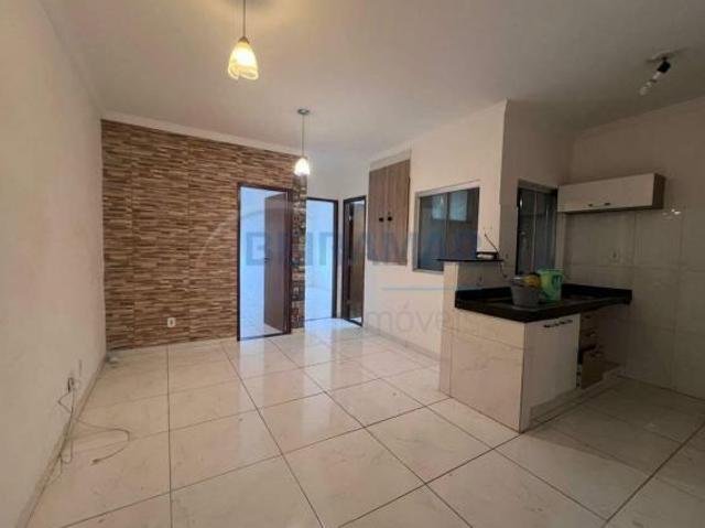 Apartamento à venda com 42 m² na QE 40 Guará II