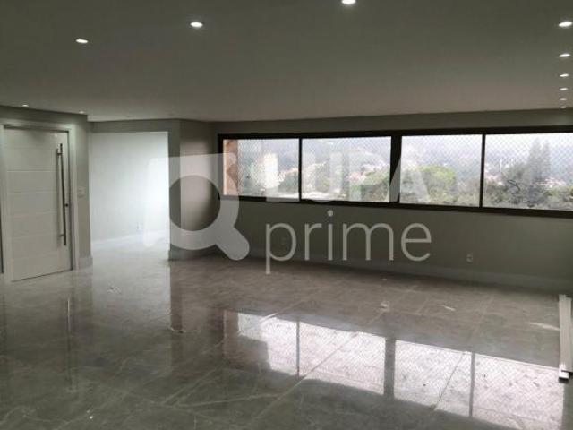 Apartamento à venda com 4 dormitórios na Vila Albetina!