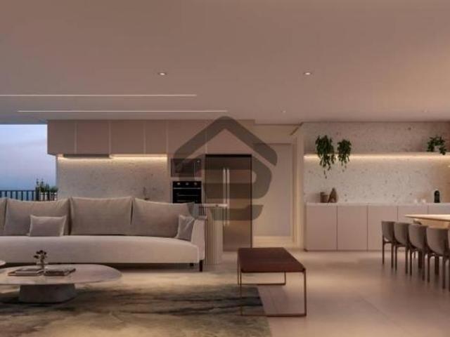 Apartamento à Venda com 4 Dormitórios no Ibirapuera