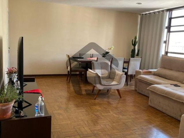 Apartamento à Venda com 4 Dormitórios no Jardim Paulista