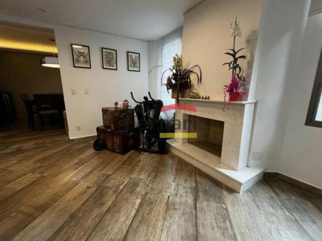 Apartamento à venda com 4 dormitórios e 3 vagas em Santana