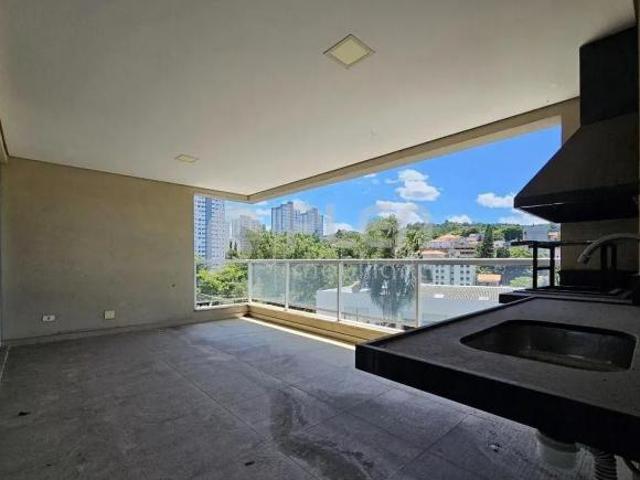 Apartamento à venda com 4 dormitórios sendo 3 suítes no Jardim Floresta, São Paulo, SP