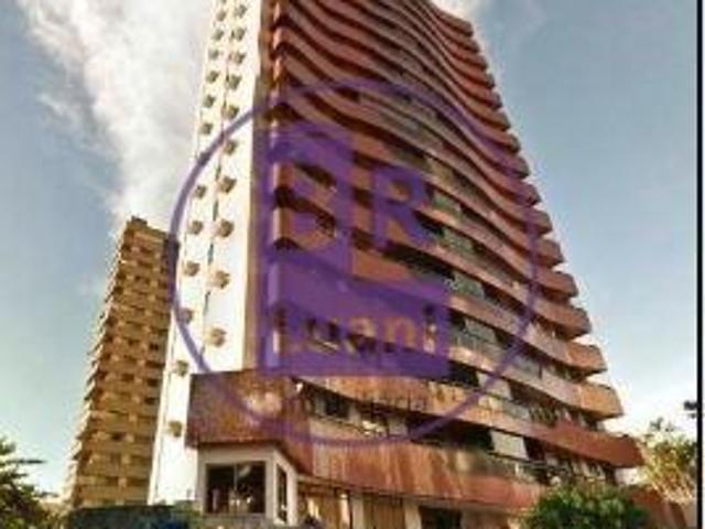 Apartamento a venda com 4 dormitorios sendo 3 suites e 2 vagas de garagem no Edificio solar do Pion