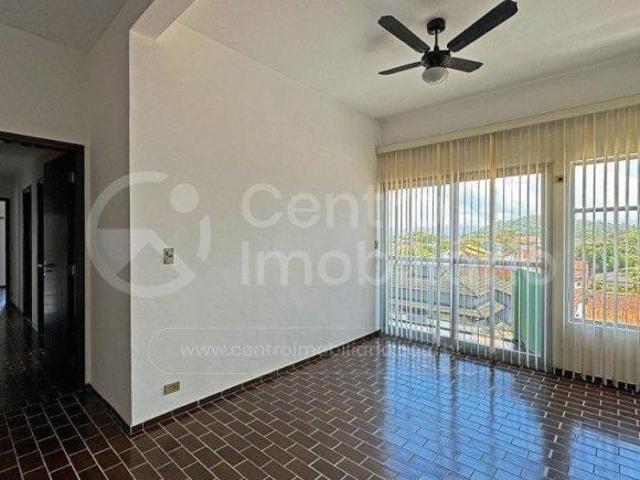 Apartamento à venda com 4 quartos 1 suítes em Peruíbe, no Belmira Novaes