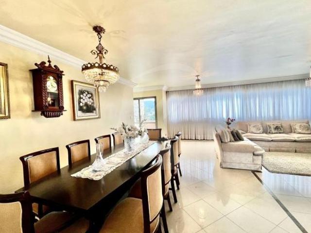 Apartamento à Venda com 4 Quartos, 2 Vagas fixas, Tremembé