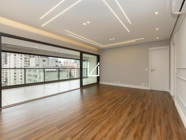 Apartamento à venda com 4 quartos, 2 suítes, 162m² Pinheiros