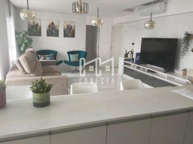 Apartamento á venda com 4 quartos, Condomínio DUE, Indaiatuba SP