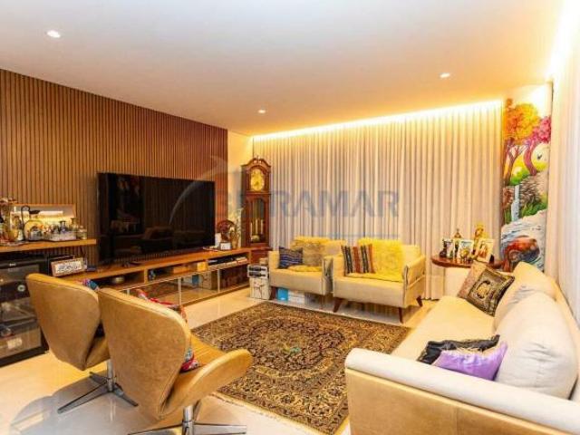 Apartamento à Venda com 4 Quartos no Riviera Park Sul Park Sul