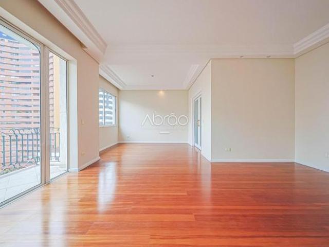 Apartamento à venda com 4 quartos, sendo 2 suítes