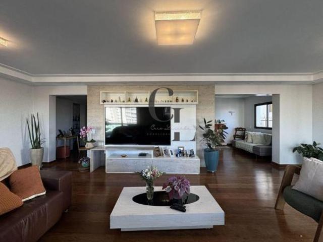 Apartamento à venda com 4 suítes e 4 vagas em Santana