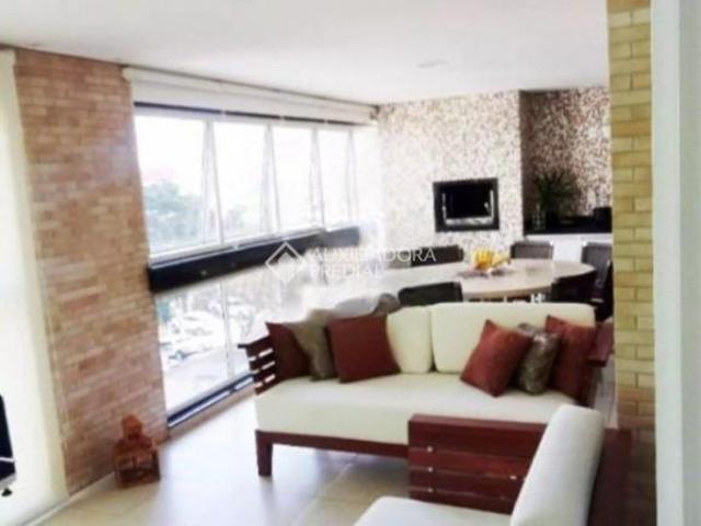 APARTAMENTO A VENDA COM 4 SUÍTES E 4 VAGAS NO BAIRRO SANTO ANTONIO EM SÃO CAETANO DO SUL