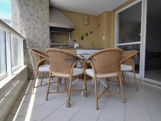 Apartamento à venda com 5 dormitórios, vista para o mar da Riviera