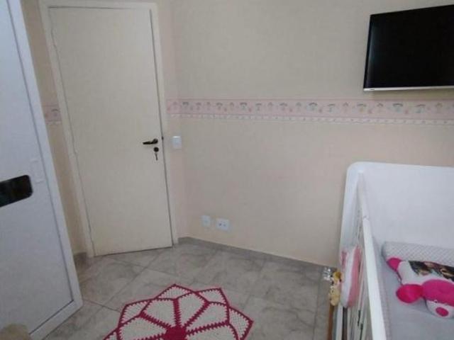 Apartamento a venda com 60m² sendo 02 dormitórios, 01 banheiro e 01 vaga todo reformado c Vila do En