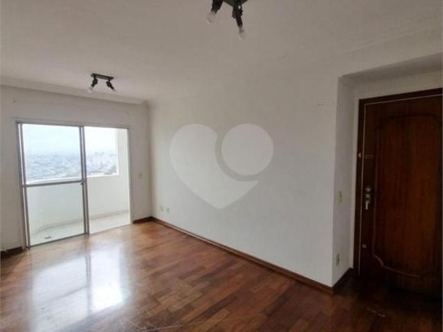Apartamento à venda com 61 metros e 2 dormitórios no Lauzane Paulista