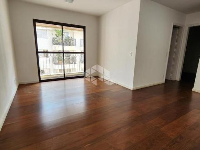 Apartamento à venda com 61m², 2 quartos e 1 vaga, Na lapa