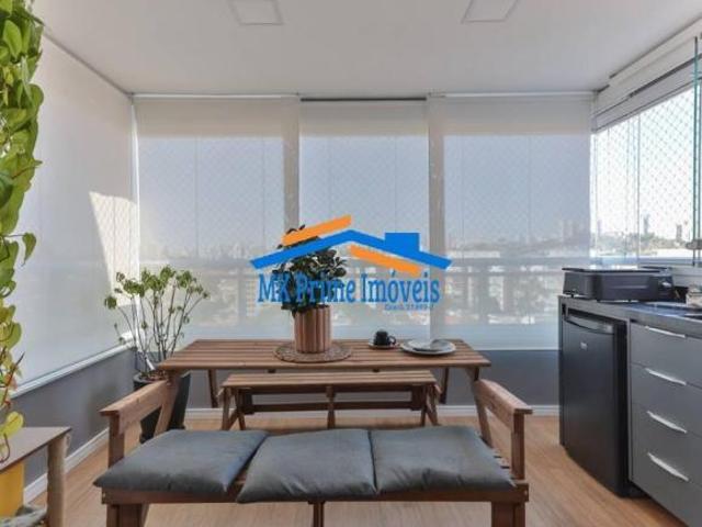 Apartamento à venda com 64m², 2 quartos, 2 suítes na Lapa
