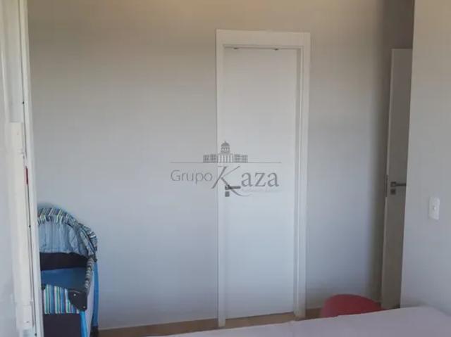 Apartamento a venda com 65 metros com 2 quartos e varanda com churrasqueira
