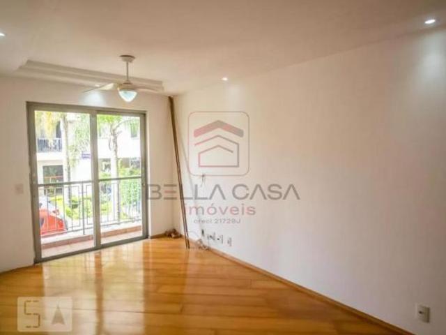 Apartamento à venda com 65m², 3 quartos e 1 vaga