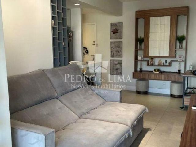 Apartamento à venda com 68 m² dois quartos sendo 1 suíte, varanda gourmet e 1 vaga na Vila Matilde