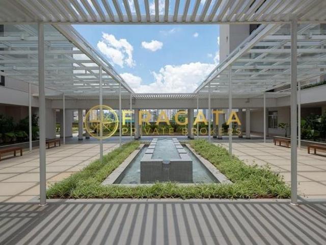 Apartamento à venda com 69m², 2 quartos sendo 1 suíte e 1 vaga de garagem Barra Funda/SP