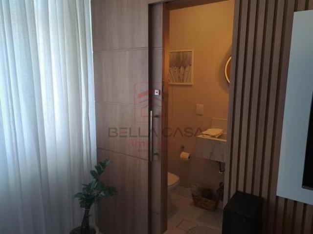 Apartamento à venda com 69m², 2 quartos