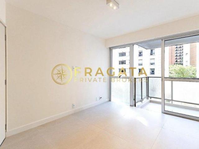 Apartamento á venda com 70m² em excelente rua no Jardim América
