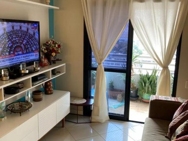 Apartamento à venda com 71m², Moema SP