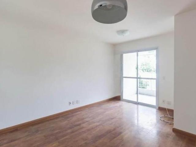 Apartamento à venda com 72m², 3 quartos e 2 vagas.