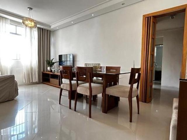 Apartamento à venda com 72m², 2 quartos e 1 vaga