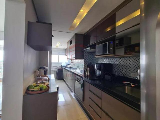 Apartamento à venda com 77m², 2 quartos e 2 vagas
