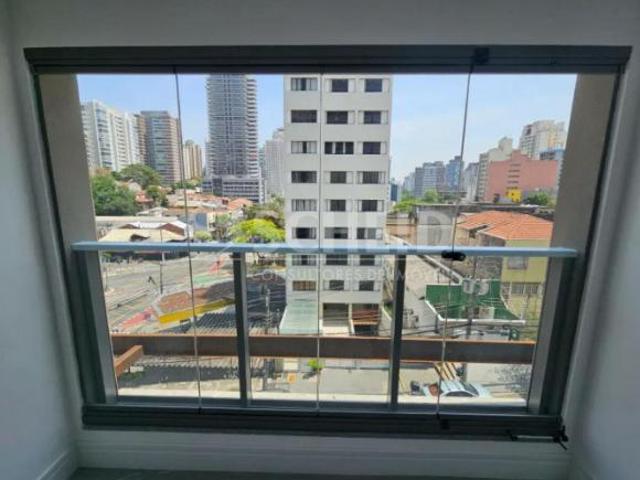 Apartamento à venda com 75m² com 2 suítes, 1 vaga em Perdizes