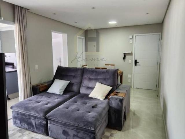 Apartamento à venda com 78 metros 2 dormitórios sendo 1 suíte. Condomínio Master Patriani. Bairro Ba