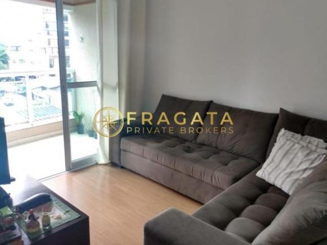 Apartamento à venda com 82 m², 3 dormitórios, 1 suíte e 2 vagas Pompéia/SP