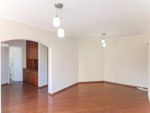 Apartamento à venda com 89m², 2 quartos e 2 vagas.