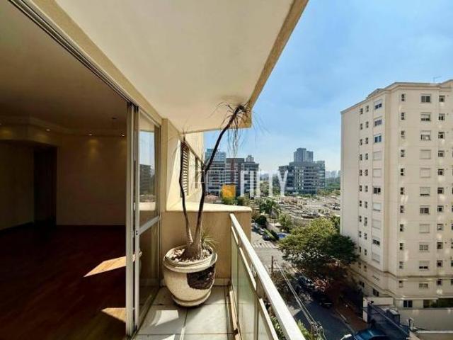 Apartamento à venda, com 93m², 2 dormitórios, 1 suíte e 2 vagas Campo Belo São Paulo/SP