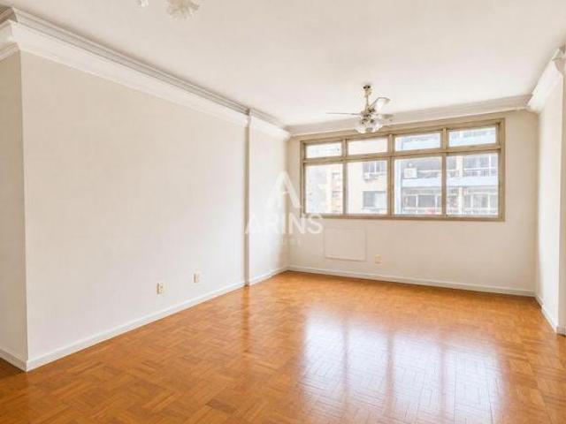 Apartamento à Venda com 94 m², 2 Dormitórios no Gonzaga – Santos
