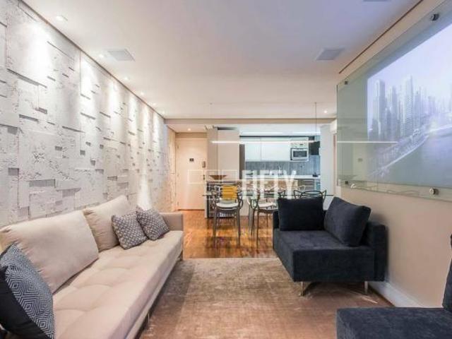 Apartamento à venda com 95m², 3 dormitórios e 2 vagas Campo Belo SP