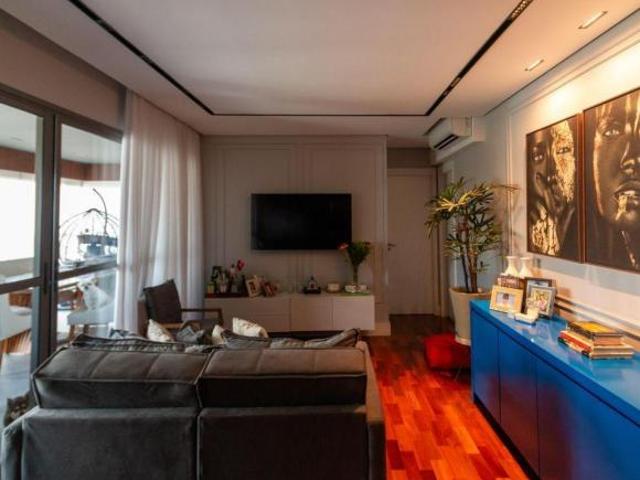 Apartamento à venda com 95m², 3 quartos e 2 vagas na Vila Olímpia!
