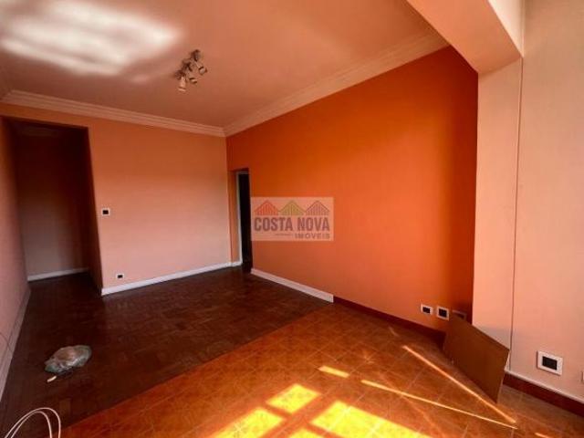 Apartamento a venda com 95m², 3 quartos, 2 banheiros, área de serviço no bairro do Bom Retiro