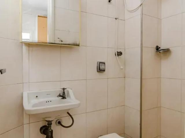 Apartamento a venda com 03 dormitórios sendo 01 suite. Living para 2 ambientes, 101 m², sem vagas